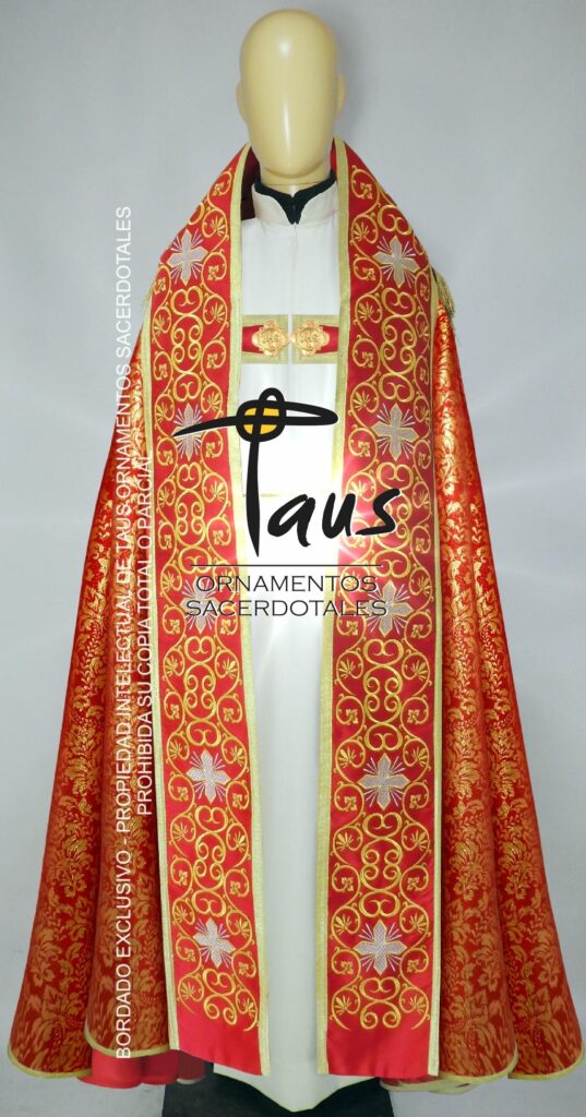 Capa pluvial bordada -Taus Ornamentos Sacerdotales