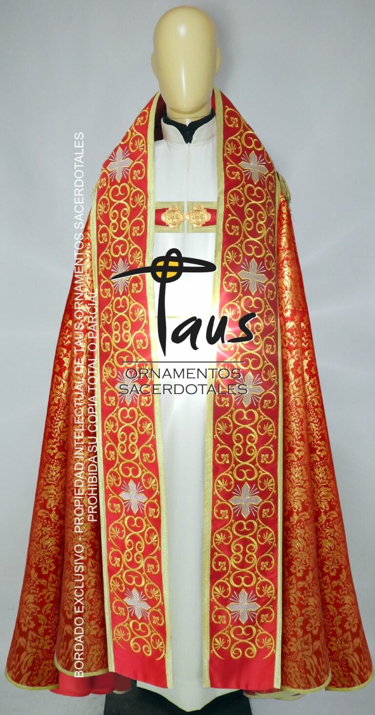 Capa pluvial bordada -Taus Ornamentos Sacerdotales
